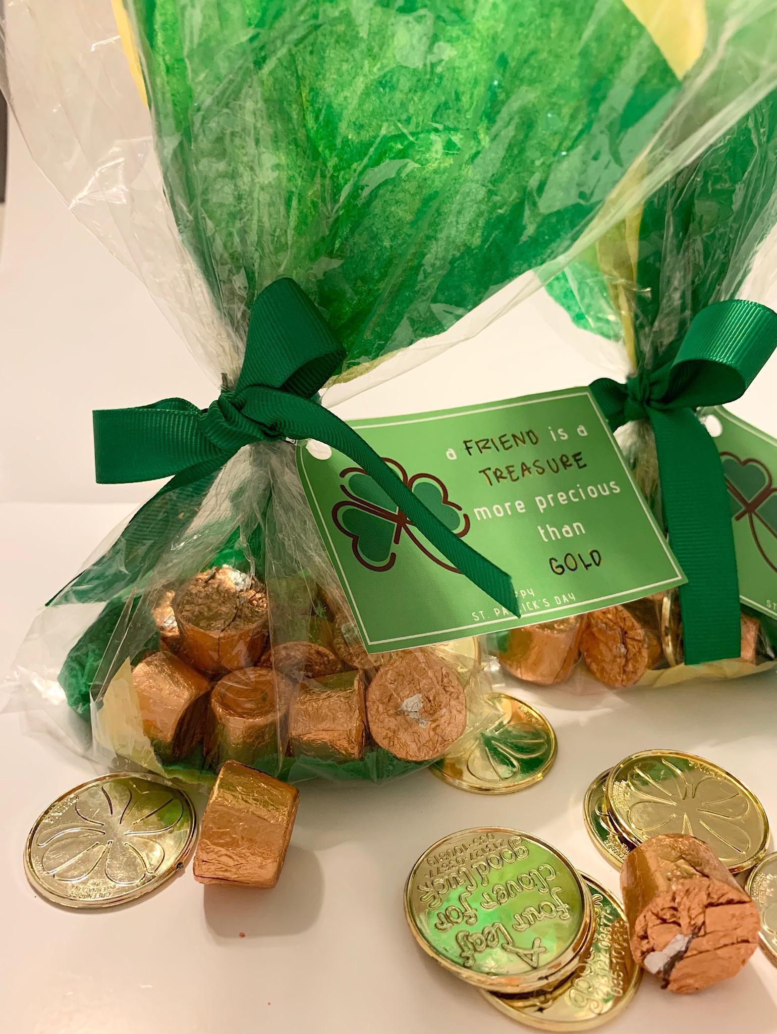 St. Patrick's Day Treat Bags | Free Printables Included